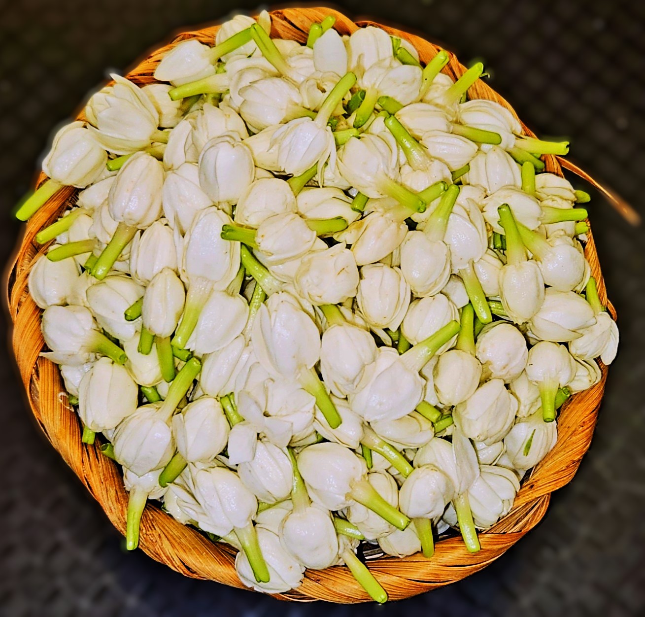 Indian Pooja Flowers – Fresh Pooja Flowers & Garlands | Nationwide ...